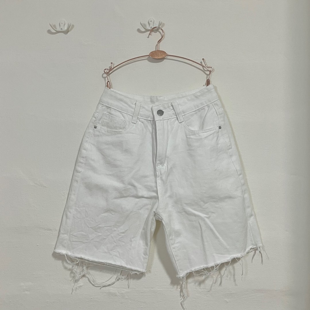 White jorts, Women's Fashion, Bottoms, Shorts on Carousell