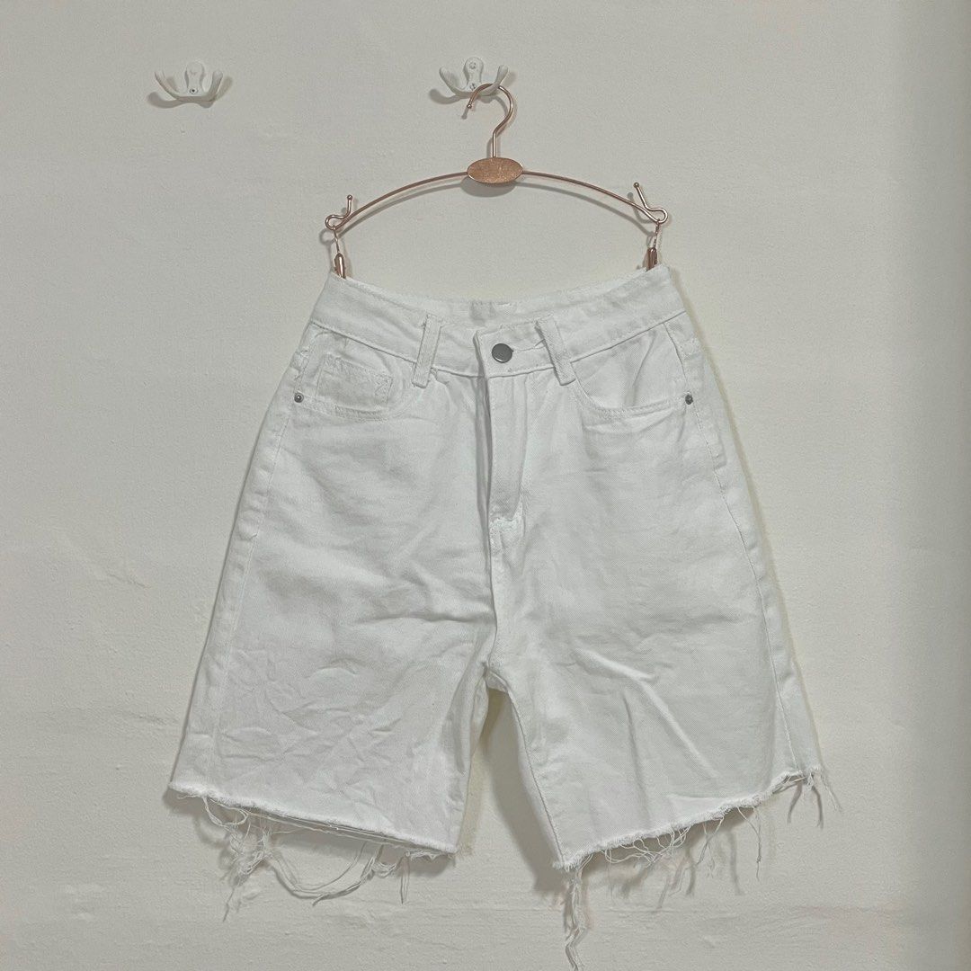 White jorts, Women's Fashion, Bottoms, Shorts on Carousell