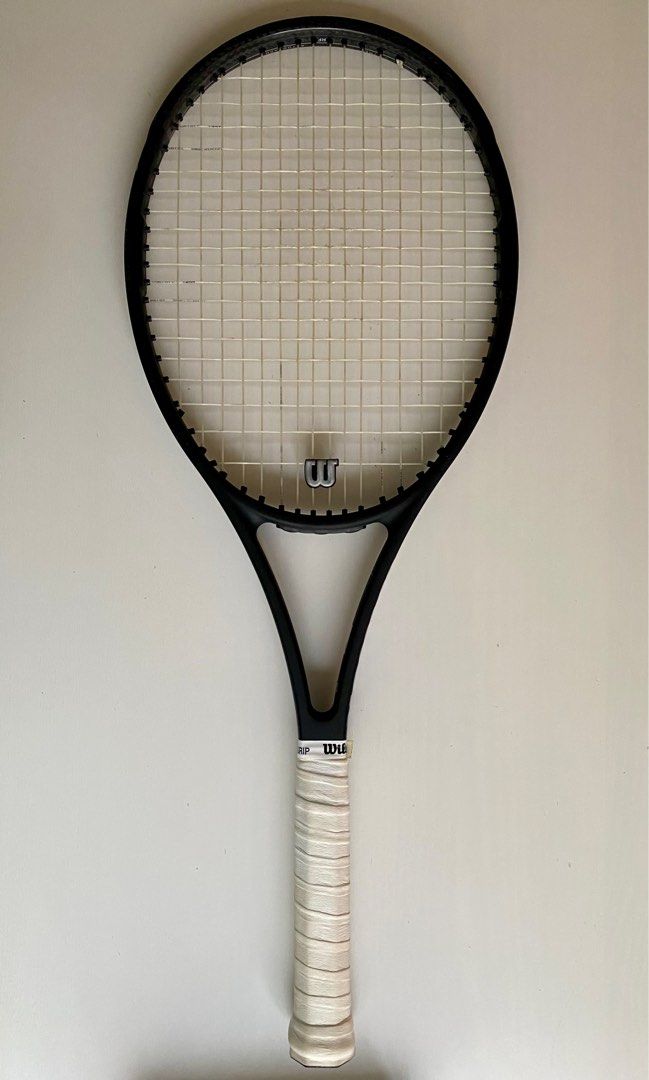 Wilson Pro Staff RF97A v13, Roger Federer's Racket (Grip L3), Sports ...