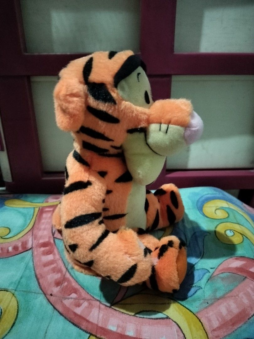 Winnie the Pooh Tigger tiger talking plush matel, Hobbies & Toys, Toys ...