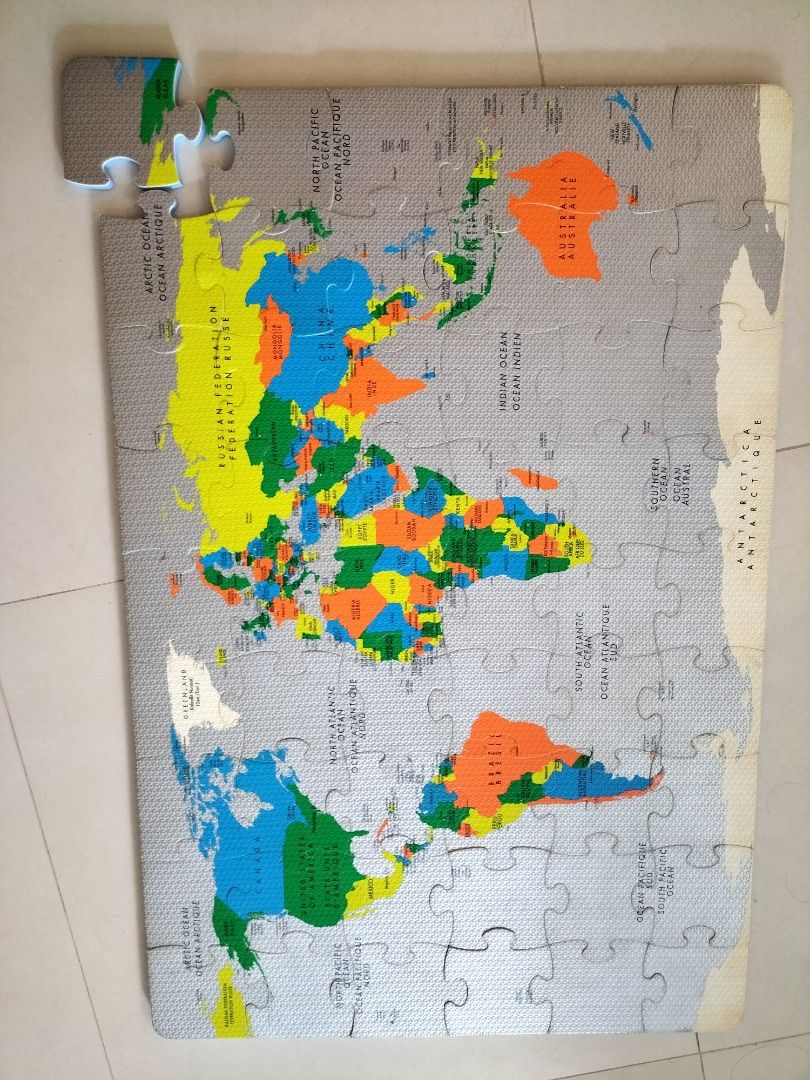World map foam puzzle, Hobbies & Toys, Toys & Games on Carousell