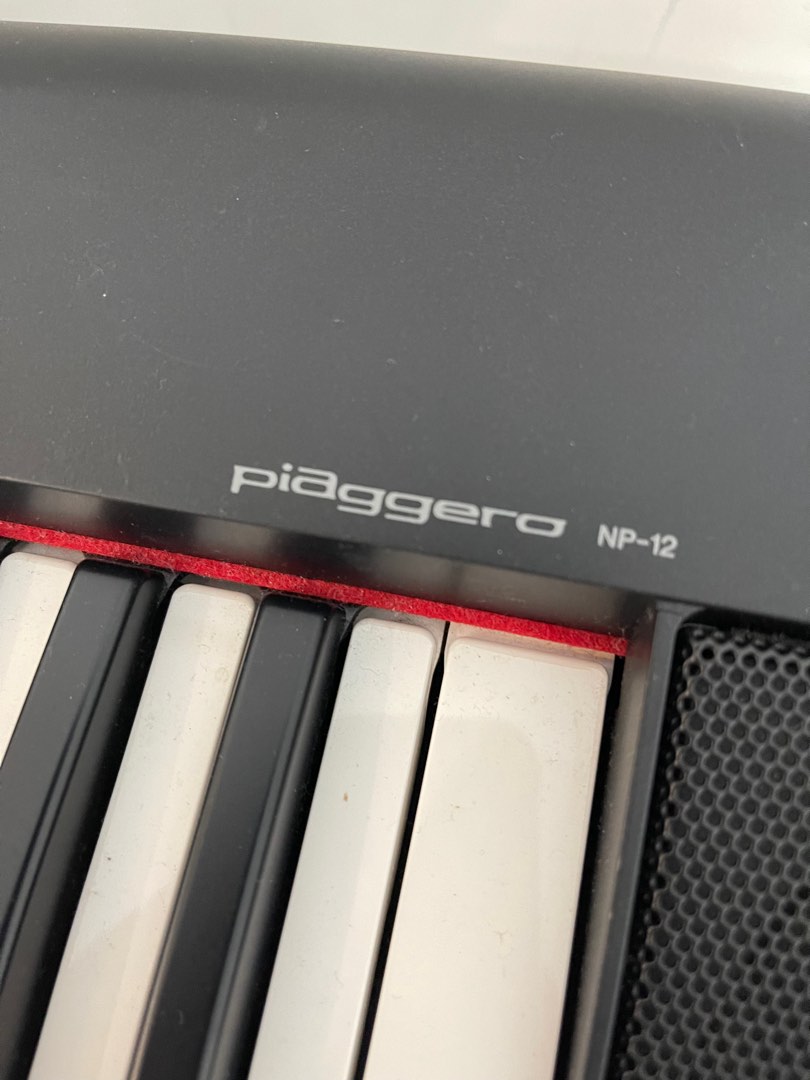 YAMAHA NP-12 BLACK 61-KEYS PIAGGERO KEYBOARD, Hobbies & Toys, Music ...