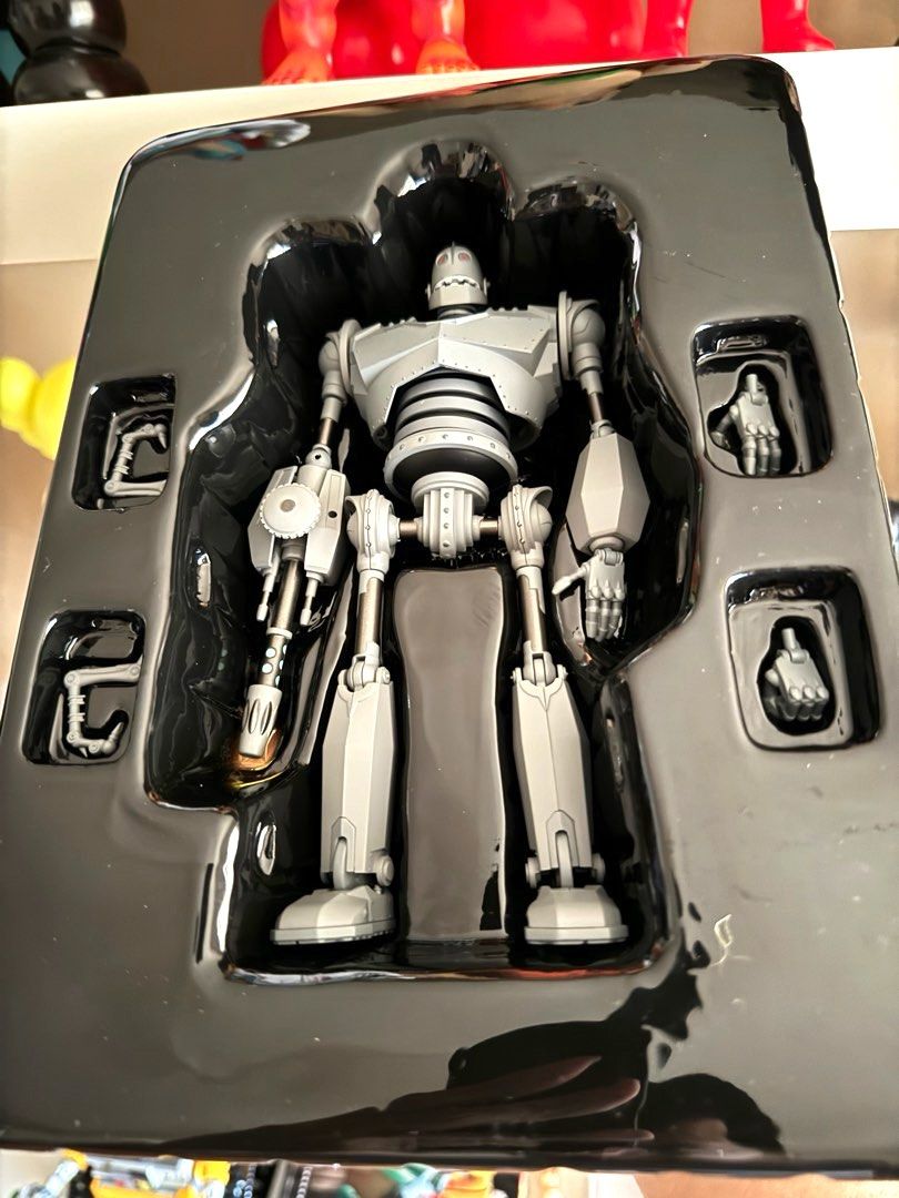 1000Toys RIOBOT Sentinel The Iron Giant Diecast, Hobbies & Toys, Toys ...