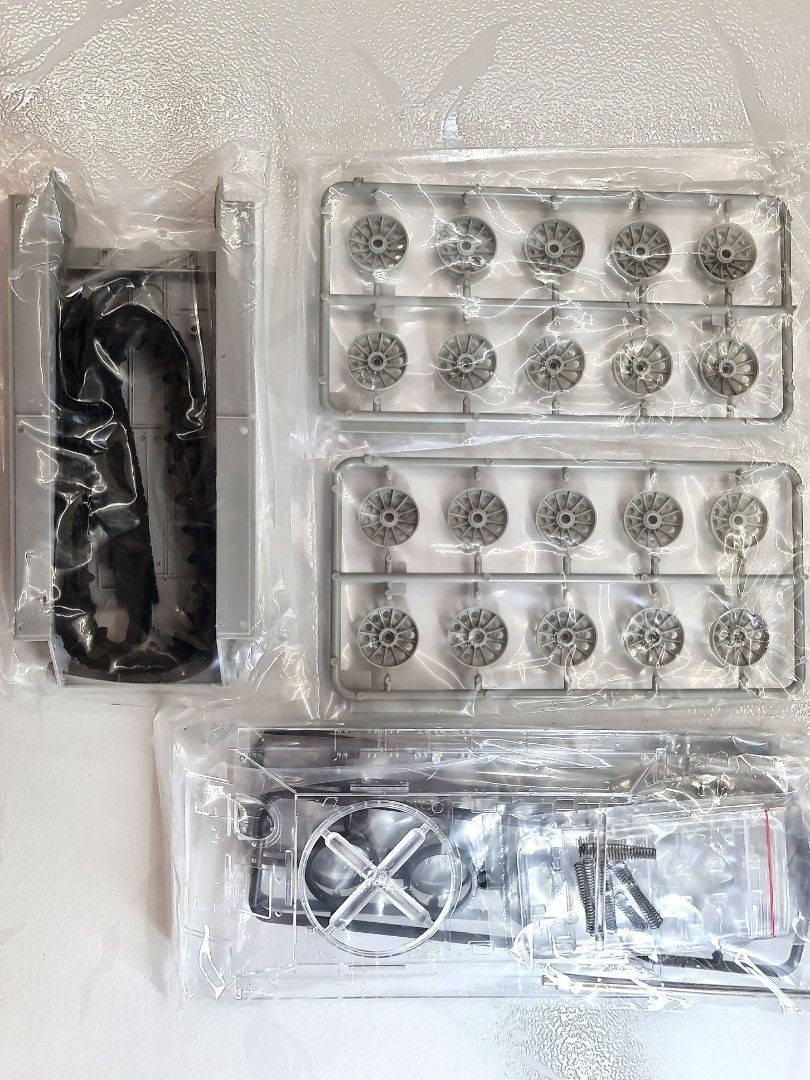 1/35 #AF35S55 AFV Club Russian Medium Tank T-34/85 1944 Factory 183 c/w ...