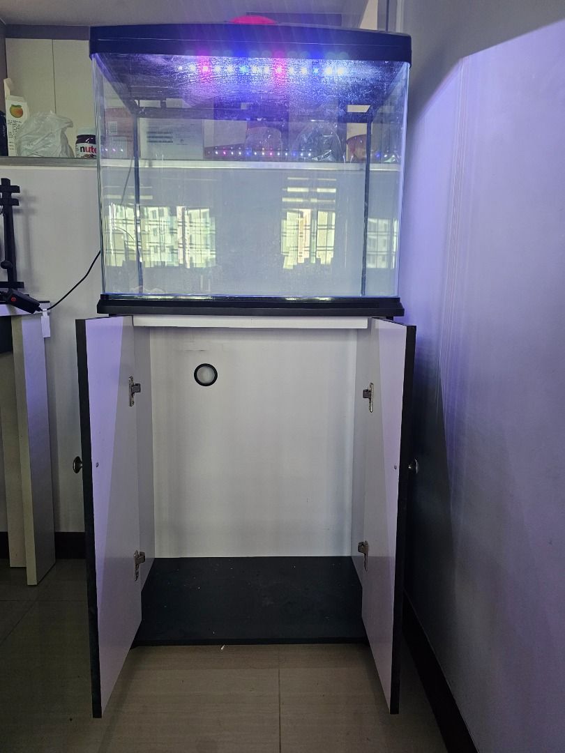 2ft Fish Tank with cabinet and light, Pet Supplies, Homes & Other Pet ...