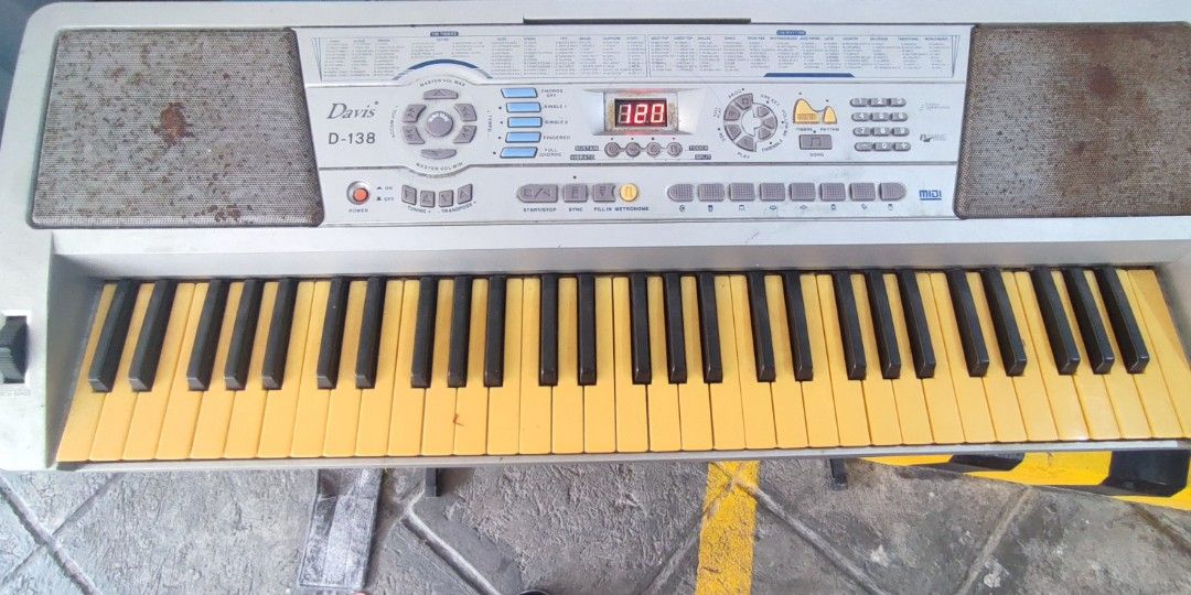 36keys keyboard, Hobbies & Toys, Music & Media, Musical Instruments on ...