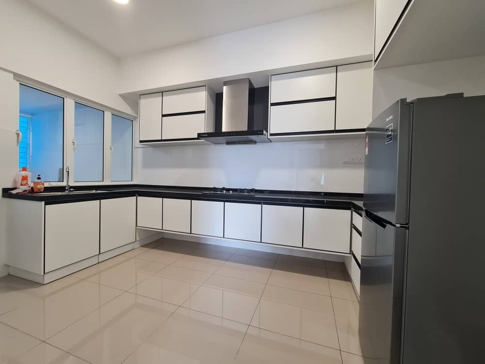 [ Partially Furnished ][ E Park Residence ] Taman Sri Putra Mas, Sunagi ...