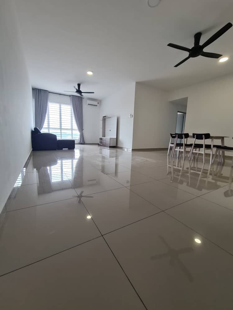 [ Partially Furnished ][ E Park Residence ] Taman Sri Putra Mas, Sunagi ...