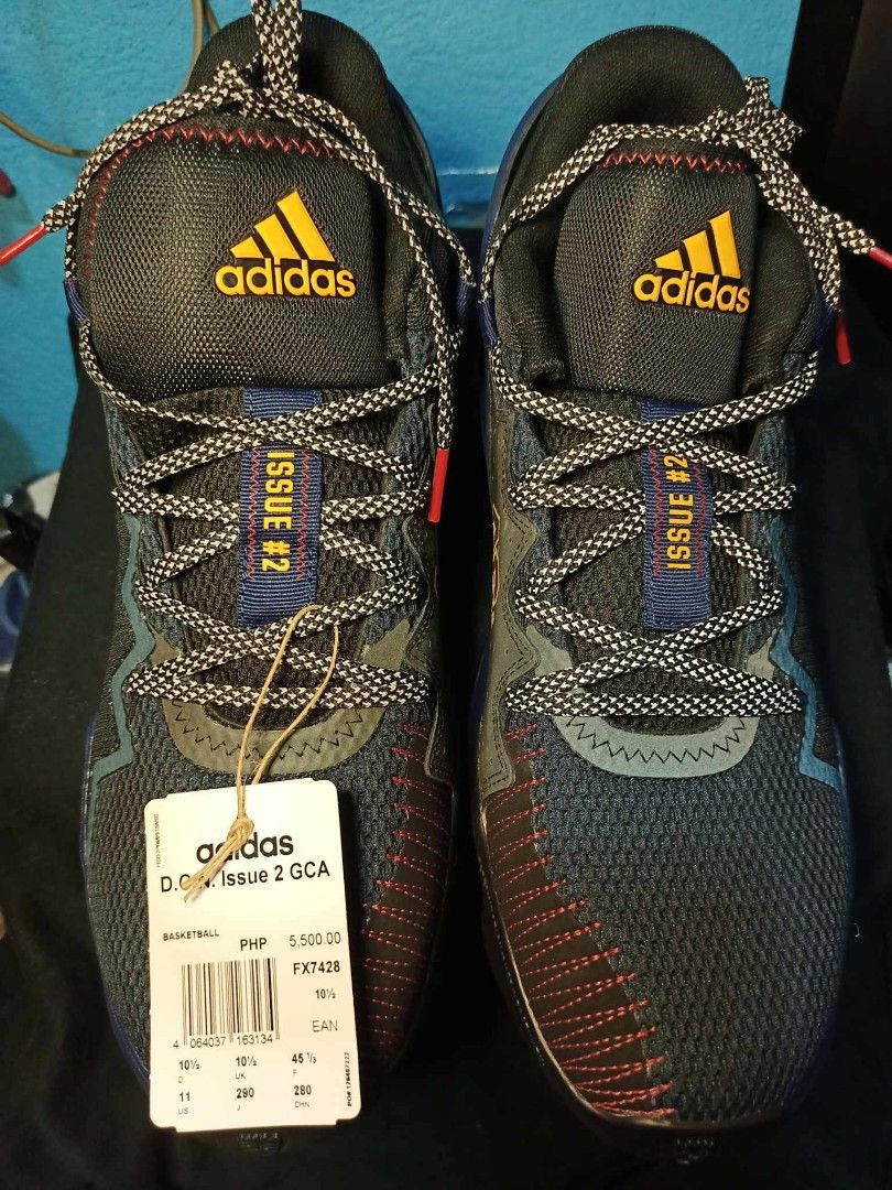 Adidas size 11 bnew, Men's Fashion, Footwear, Sneakers on Carousell
