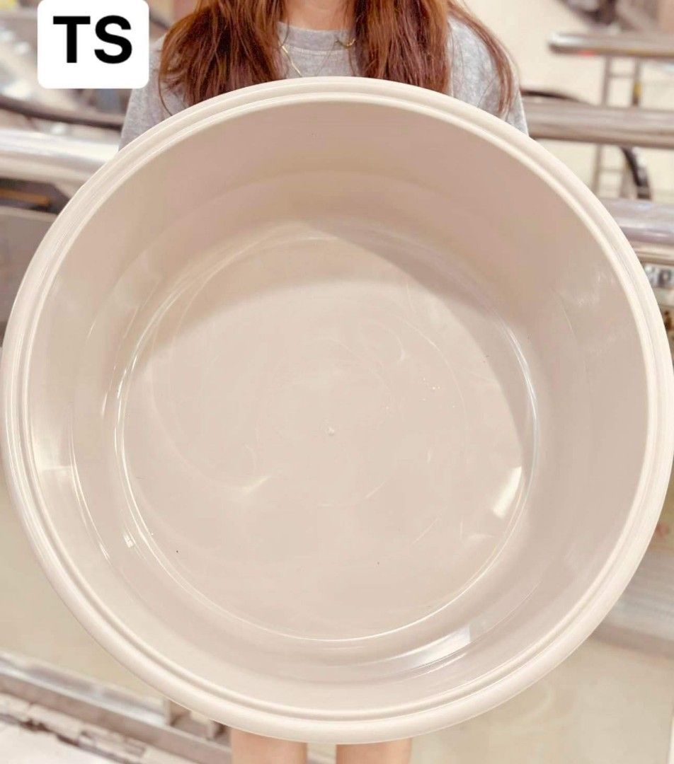 Aesthetic Batya Big size ito mga bbe Malalim, Furniture & Home Living ...