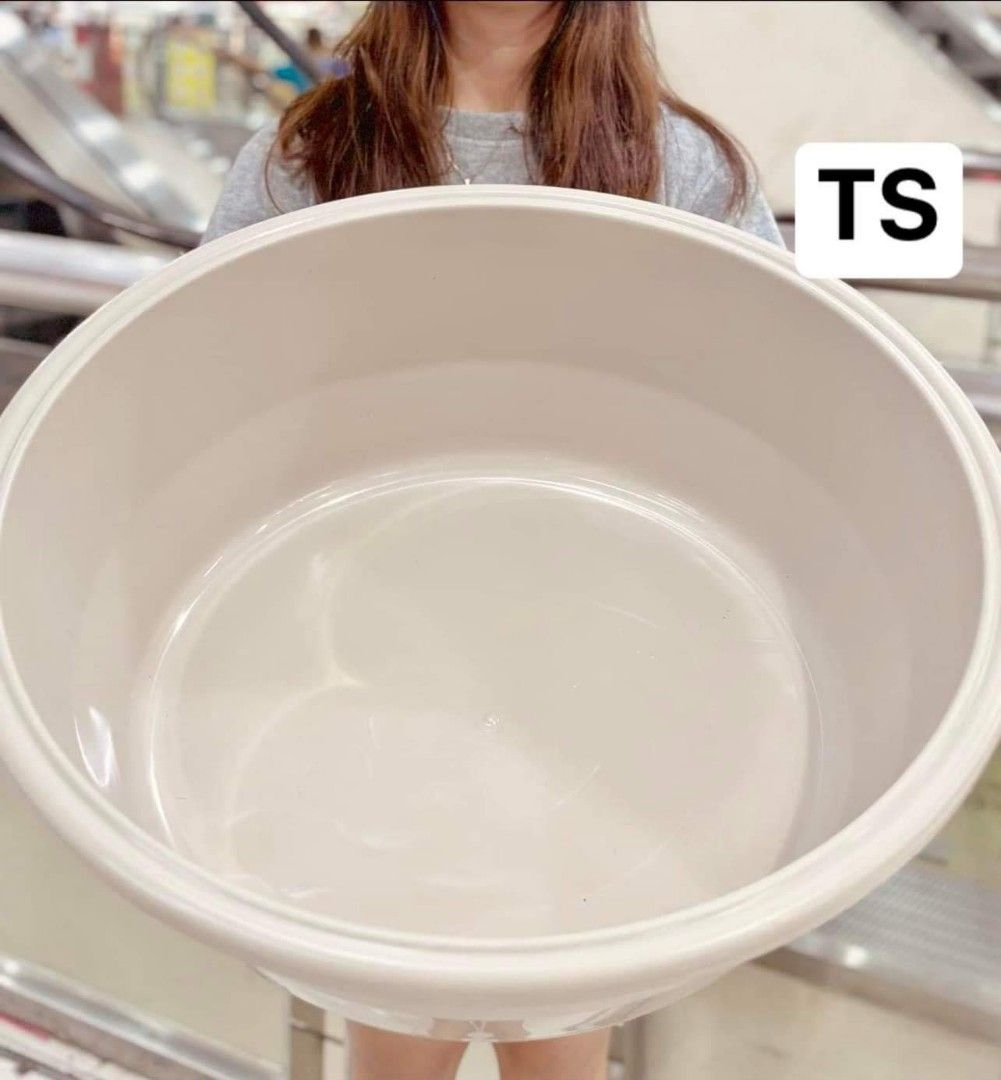 Aesthetic Batya Big size ito mga bbe Malalim, Furniture & Home Living ...