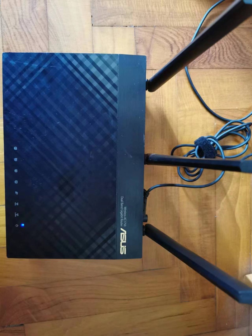 ASUS RT-AC66U dual band router, Computers & Tech, Parts & Accessories ...