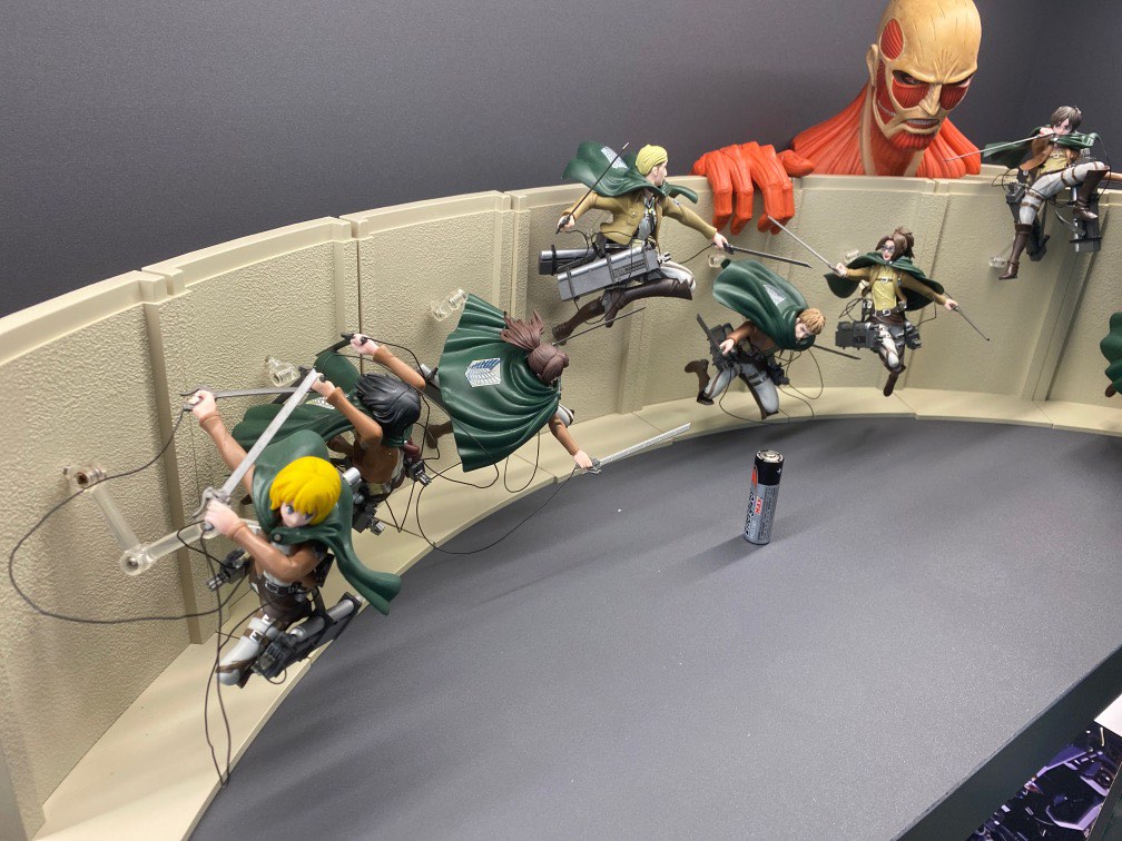 Attack on Titan, Hobbies & Toys, Toys & Games on Carousell