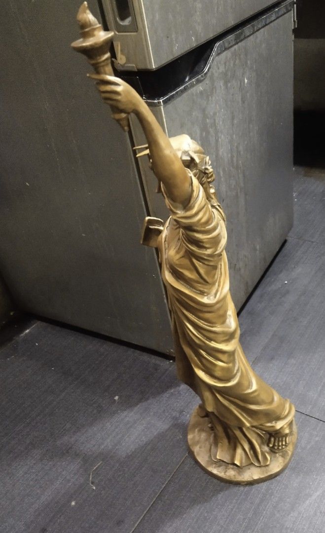 Brass statue of liberty display, Hobbies & Toys, Memorabilia ...
