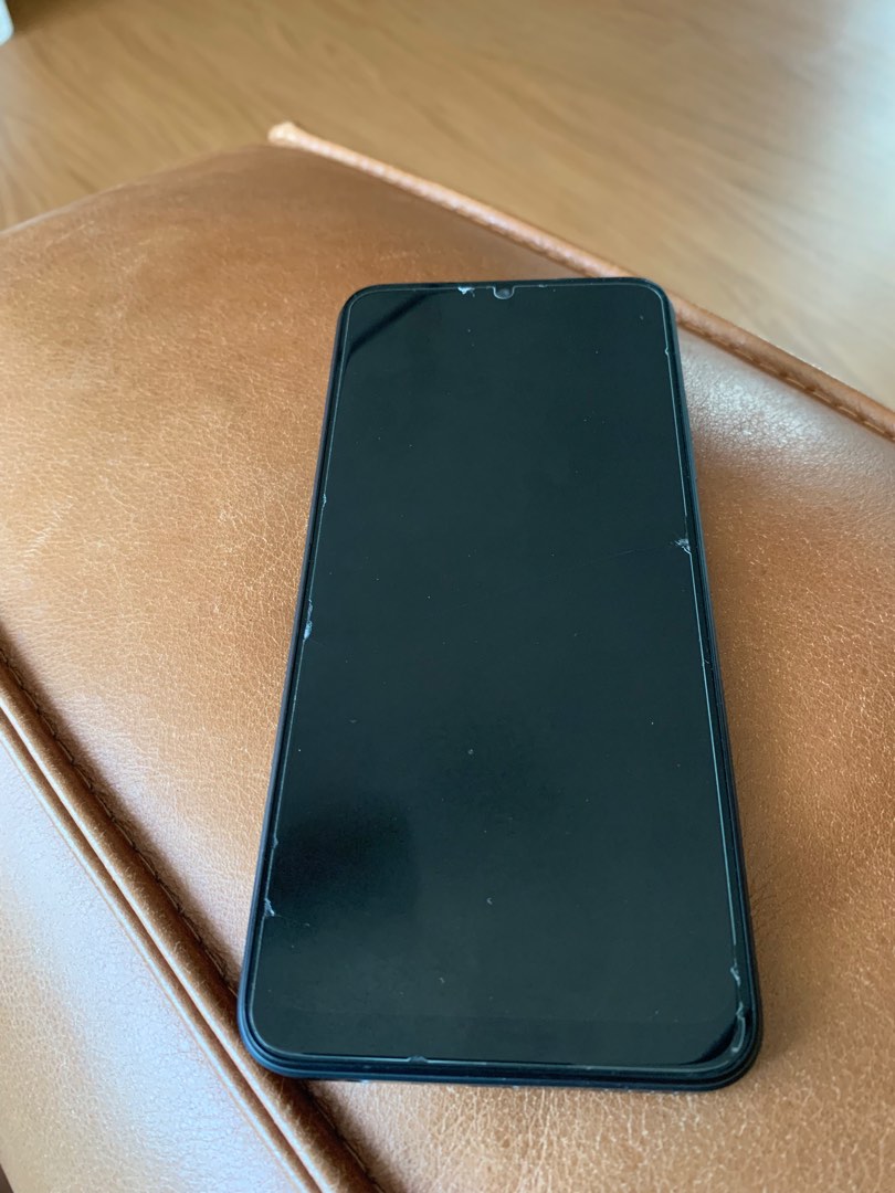 C30s less than 4 months old, Mobile Phones & Gadgets, Mobile Phones ...