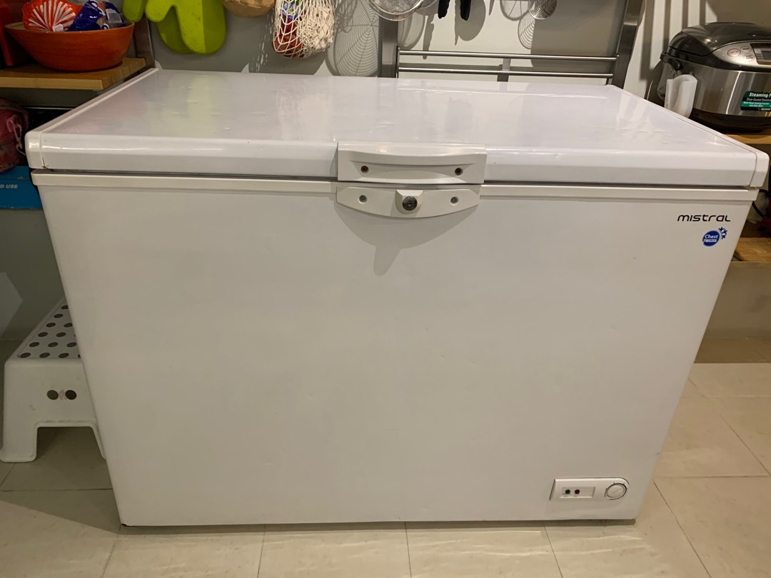 Chest Freezer 327L, TV & Home Appliances, Kitchen Appliances ...