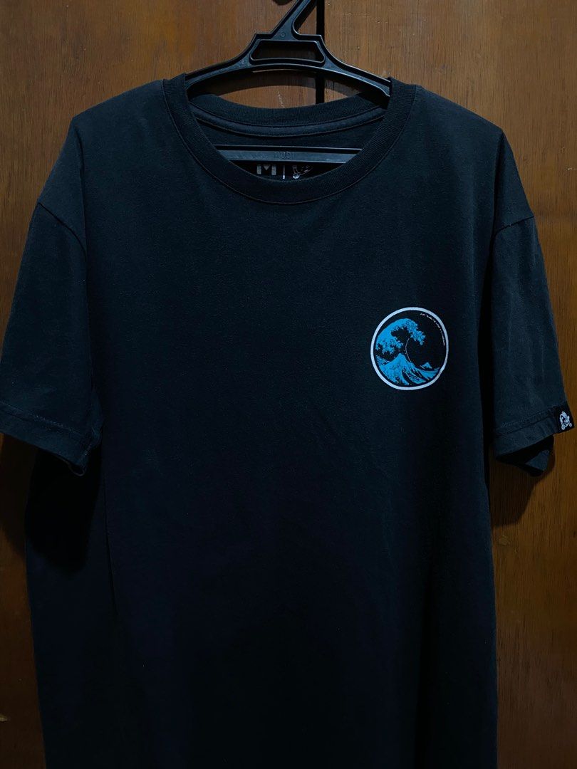 DBTK Waves (1st Release), Men's Fashion, Tops & Sets, Tshirts & Polo ...