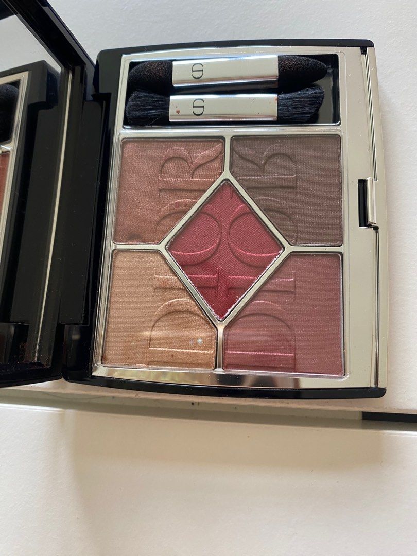 Dior Eye Shadow, Beauty & Personal Care, Face, Makeup on Carousell