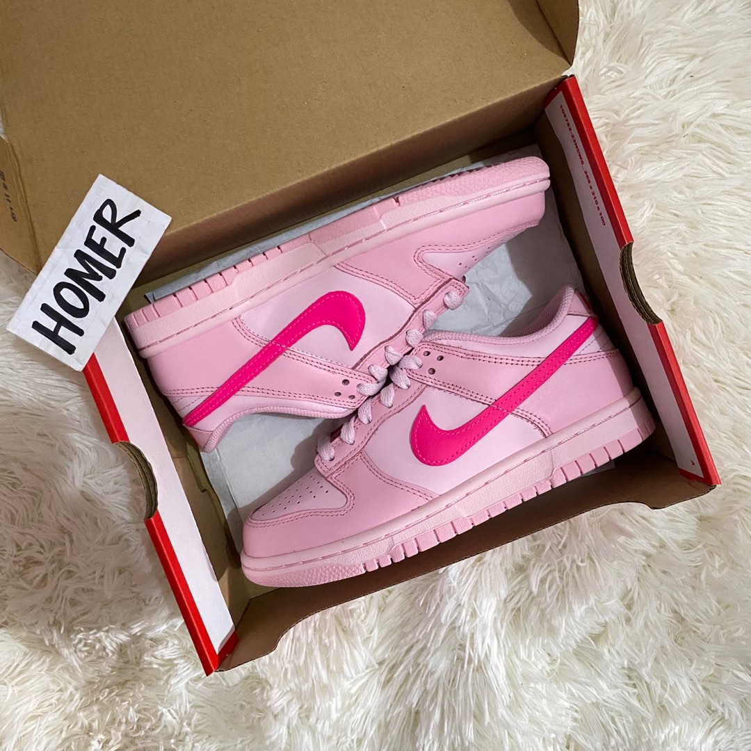 Dunk Low Triple Pink / Barbie, Women's Fashion, Footwear, Sneakers on ...
