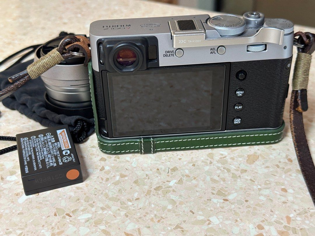 Fujifilm x100v silver with WCL, Photography, Cameras on Carousell