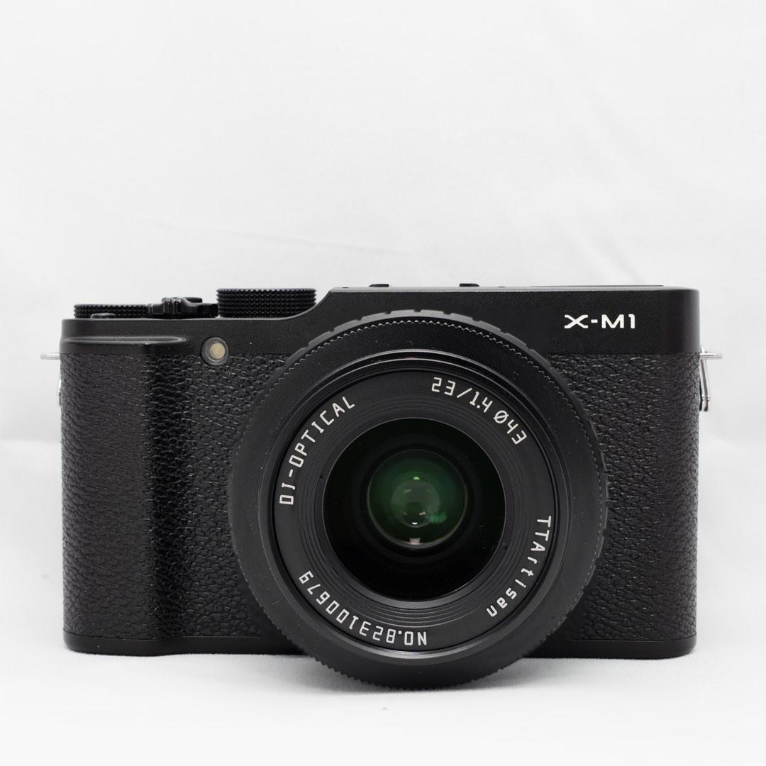 Fujifilm XM1 w TTARTISAN 23mm F1.4, Photography, Cameras on Carousell