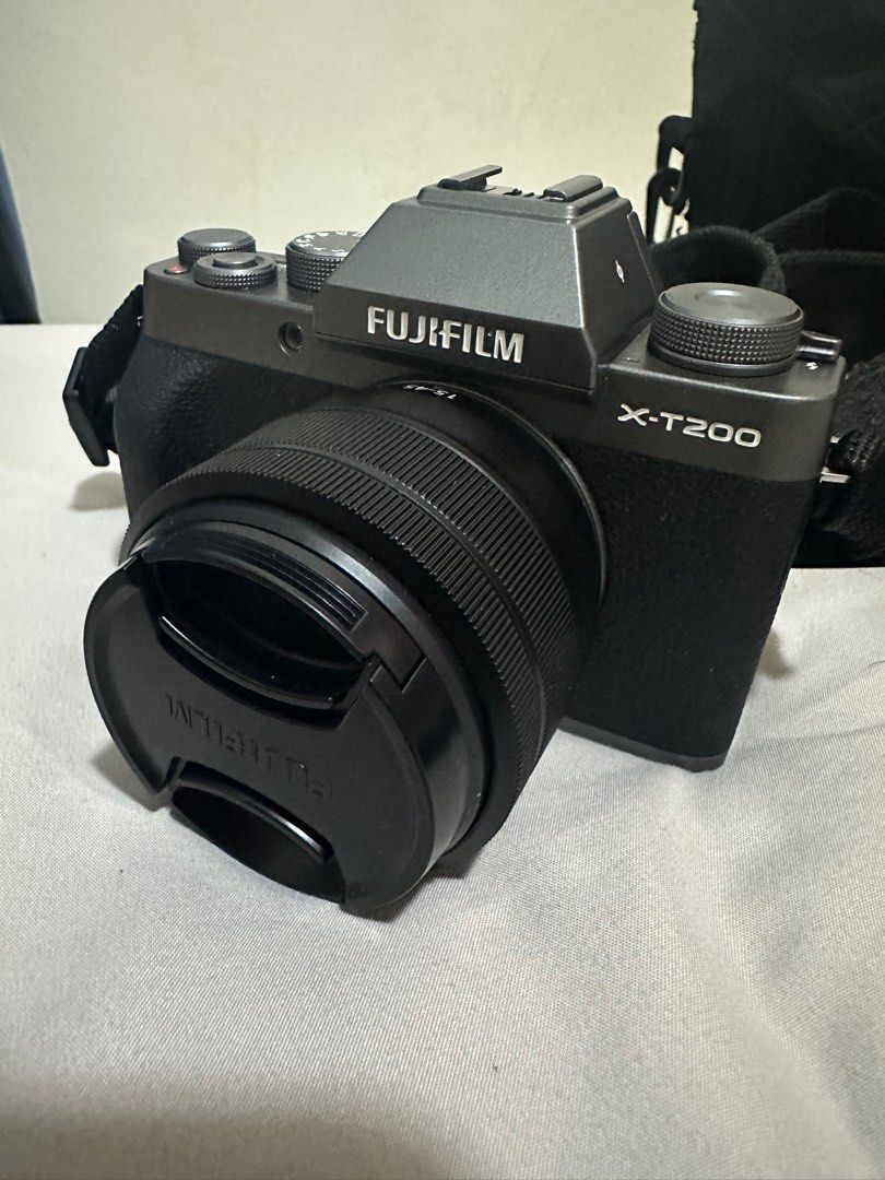 FUJIFILM xt200 full set, Photography, Cameras on Carousell