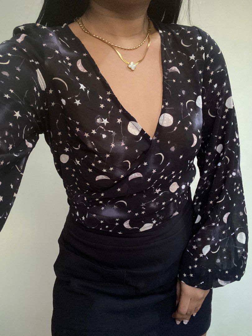 galaxy print sheer wrap around top, Women's Fashion, Tops, Longsleeves ...