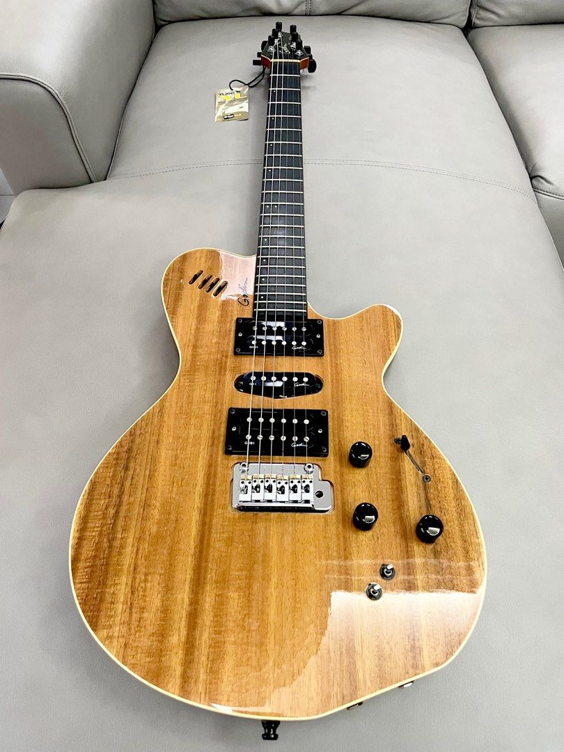 Godin xtSA KOA Multi-Voice Electric/Acoustic/MIDI Synth Guitar, Natural, Hobbies & Toys, Music ...