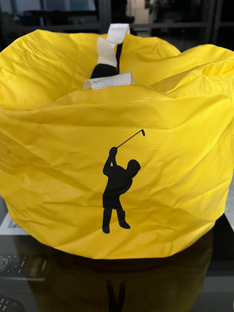 Golf Smash Hit Bag, Sports Equipment, Sports & Games, Golf on Carousell