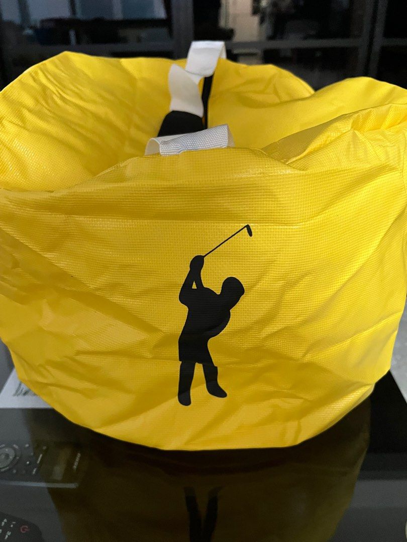 Golf Smash Hit Bag, Sports Equipment, Sports & Games, Golf on Carousell