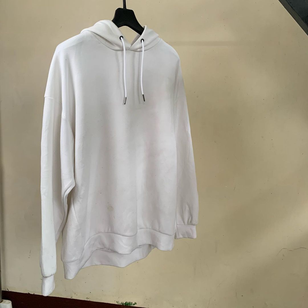 GU Japan White Oversized Hoodie Jacket, Men's Fashion, Coats, Jackets ...
