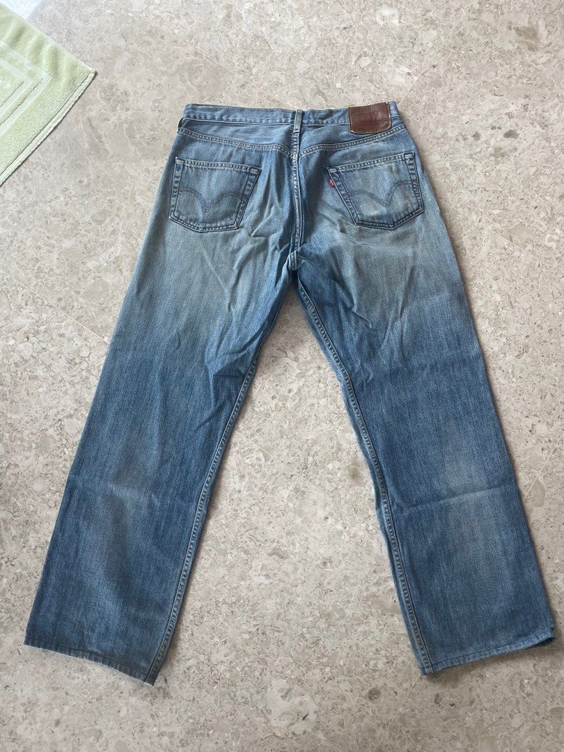 Heavily used Levis Jeans, Men's Fashion, Bottoms, Jeans on Carousell
