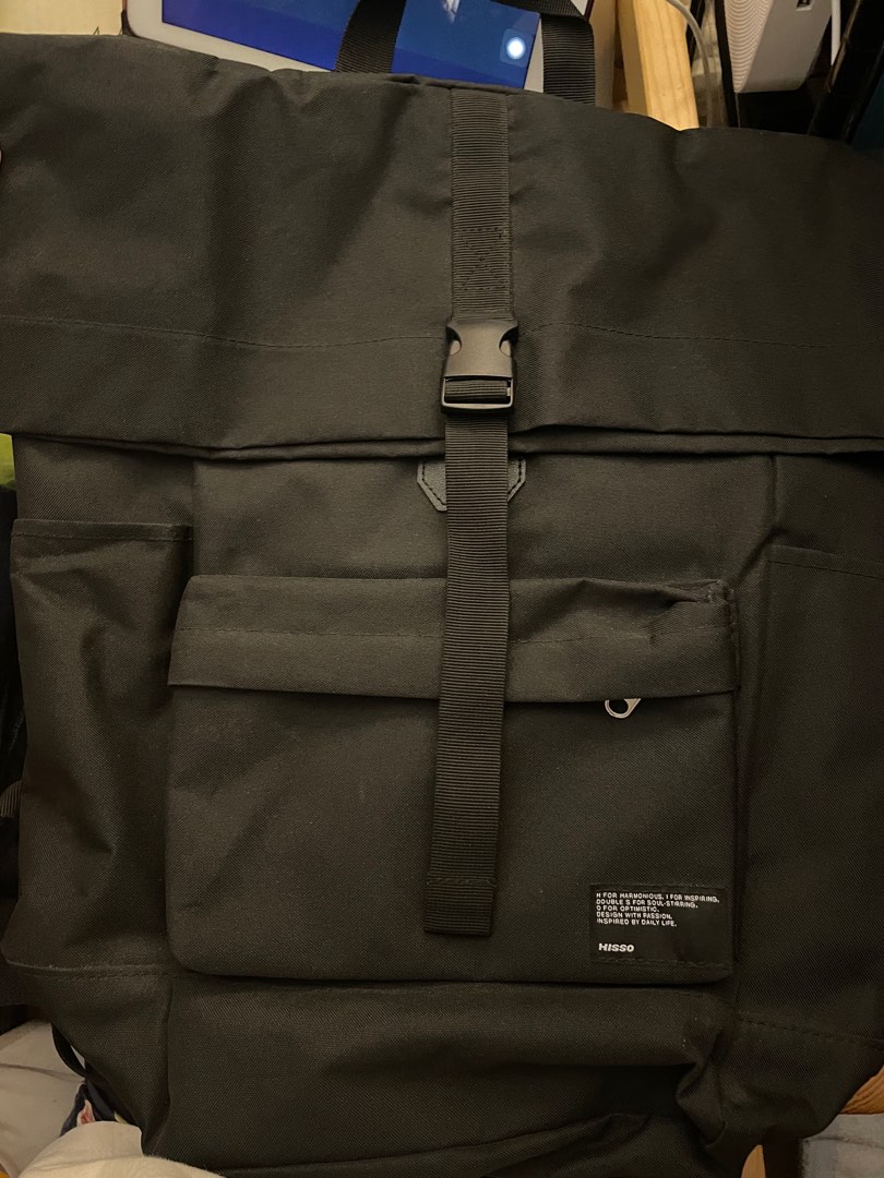 Hisso backpack, 男裝, 袋, 背包 - Carousell