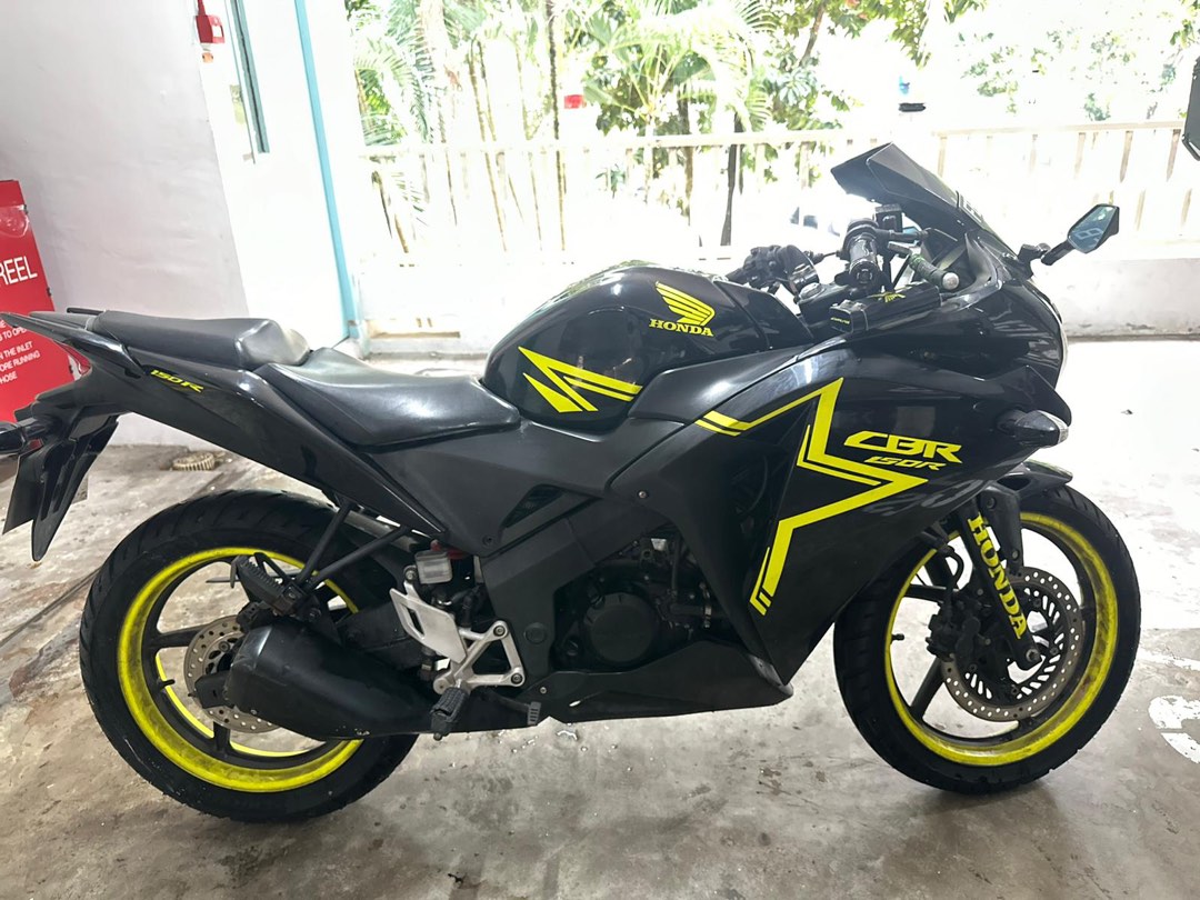 Honda CBR150R, Motorcycles, Motorcycles for Sale, Class 2B on Carousell