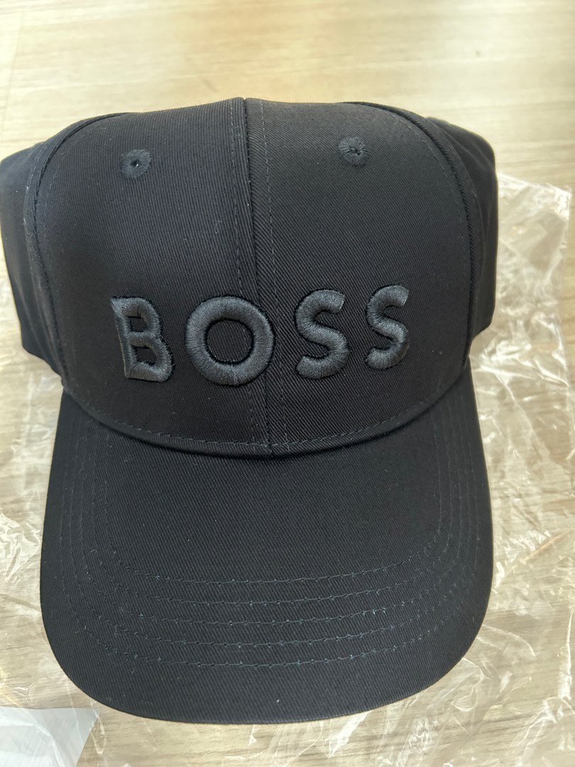 Hugo boss, Men's Fashion, Watches & Accessories, Cap & Hats on Carousell