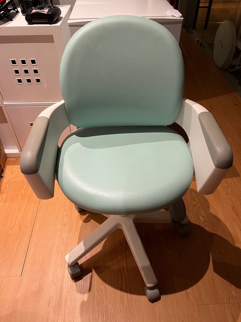 Iloom student chair Ringo-i, Furniture & Home Living, Furniture, Chairs ...