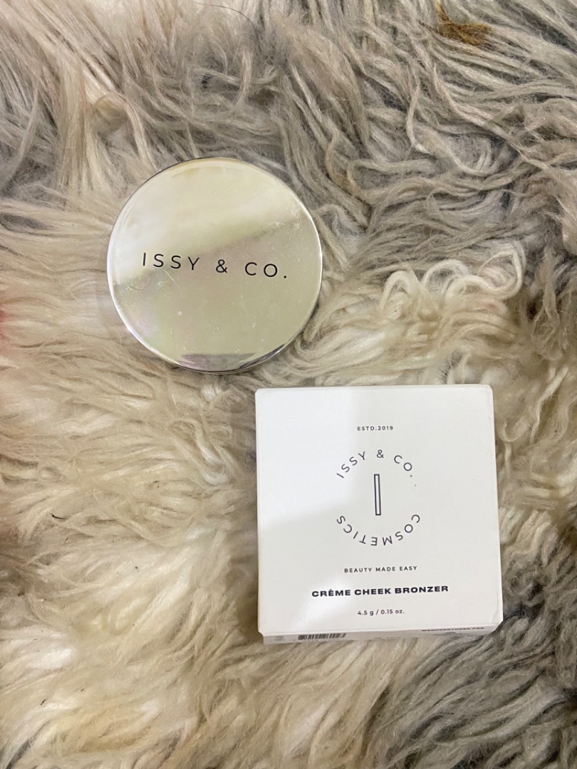 Issy&co bronzer (torrid), Beauty & Personal Care, Face, Makeup on Carousell