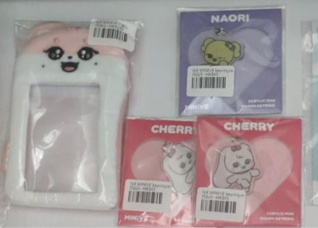 出IVE MINIVE rei leeseo wonyoung 週邊 現貨, 興趣及遊戲, 收藏品及紀念品, 韓流 - Carousell