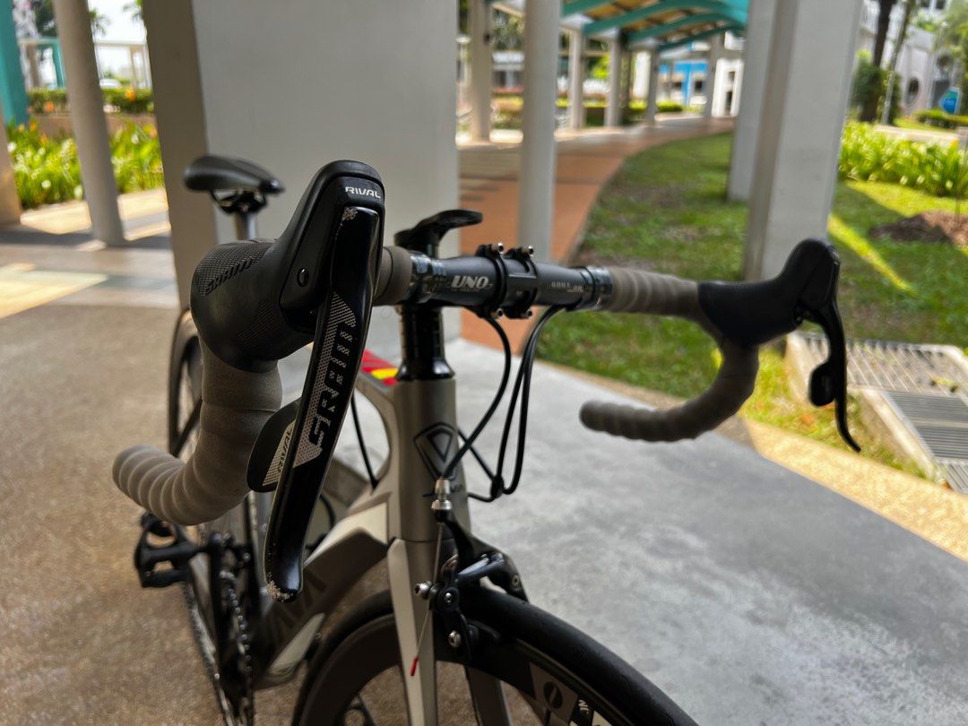 Java Feroce 2 - Carbon Aero Road Bike, Sports Equipment, Bicycles ...