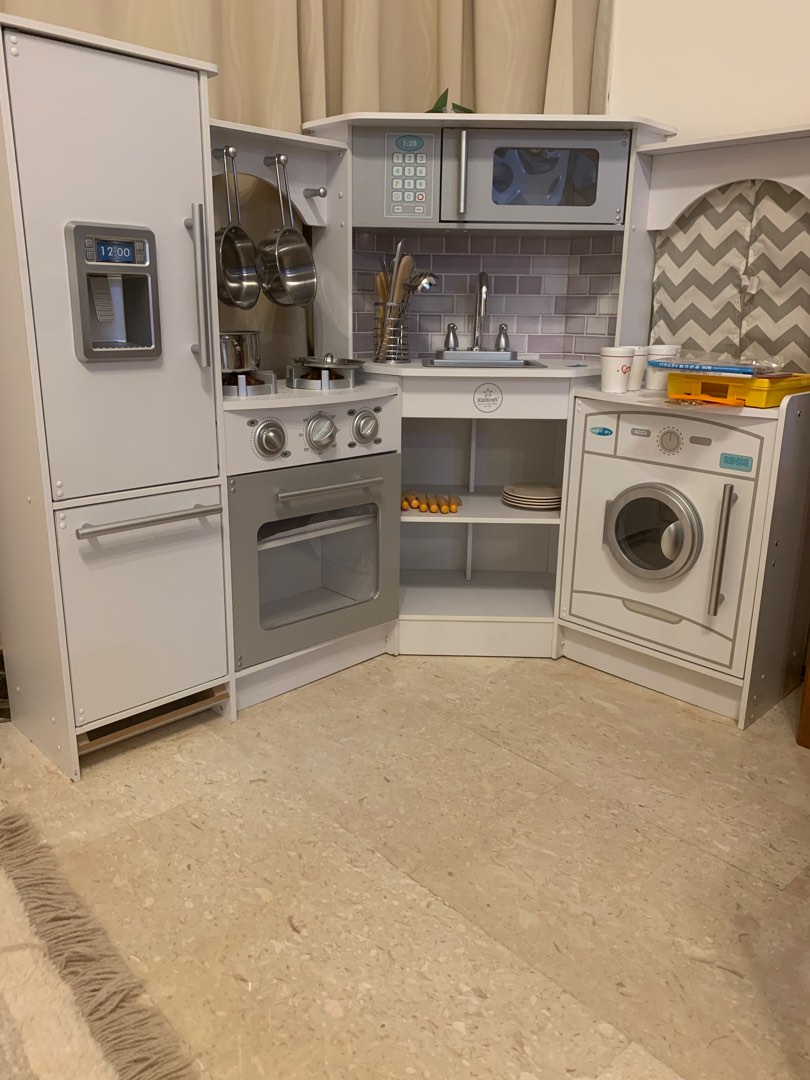 KidKraft Corner Play Kitchen, Hobbies & Toys, Toys & Games on Carousell