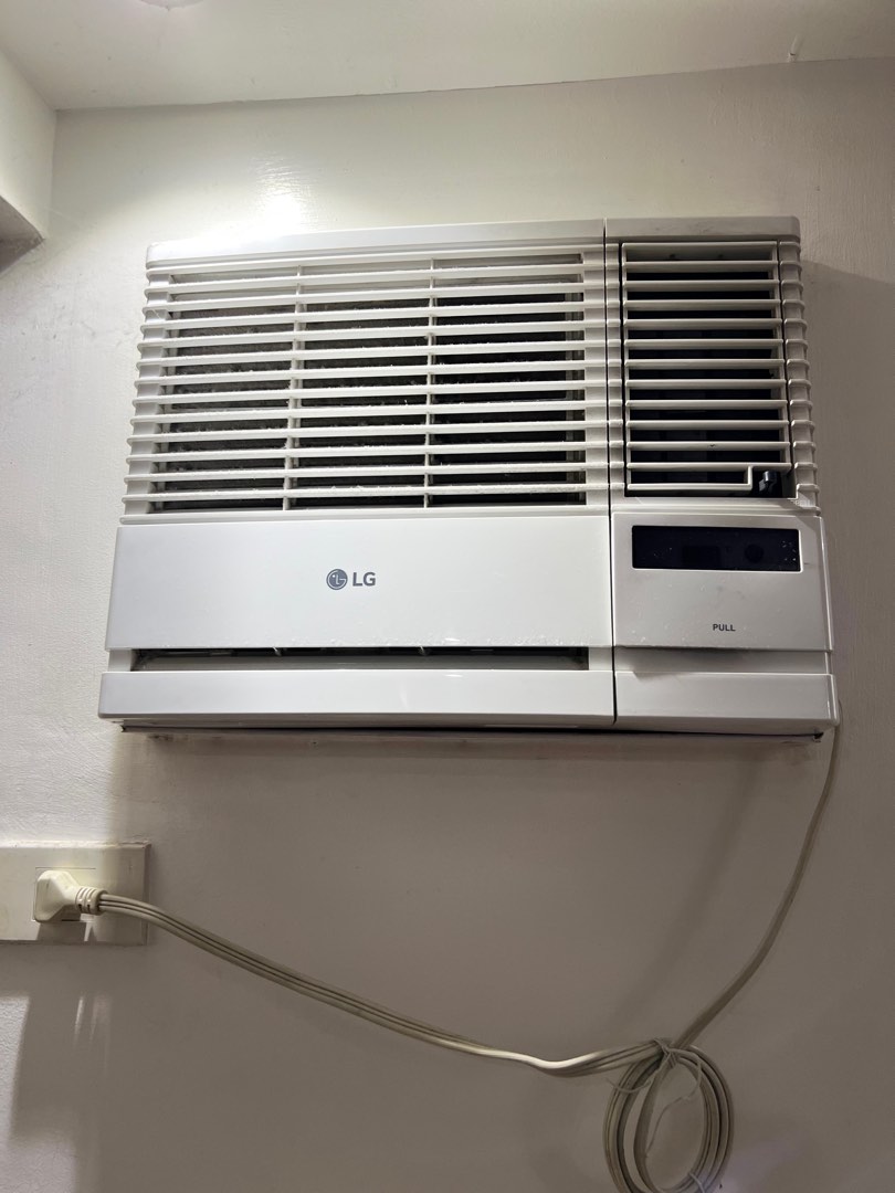 LG Window Type Non-Inverter Aircon, TV & Home Appliances, Air ...