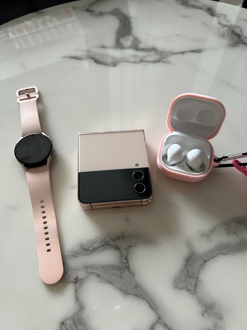 Like New Samsung Flip 4, Watch & bud, Mobile Phones & Gadgets, Mobile ...