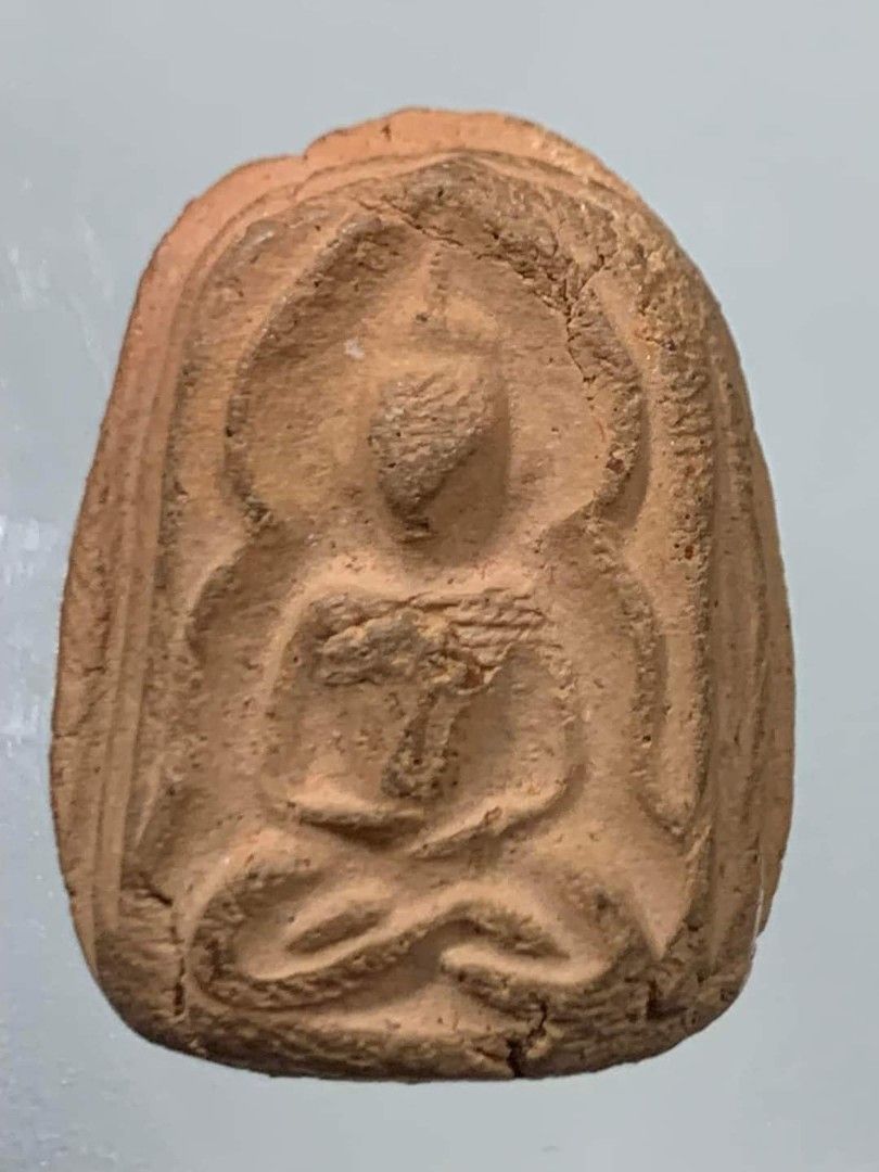 Lp Boon Soon Leum Nur Din Phim Yai, Hobbies & Toys, Memorabilia ...