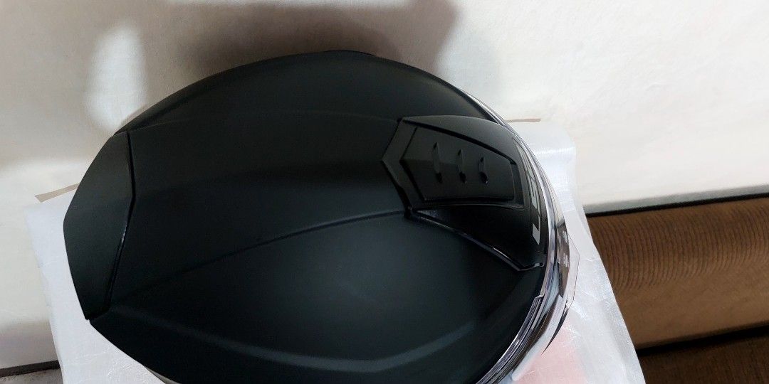 Ls2 modular scope Helmet matte black., Motorbikes, Motorbike Parts ...