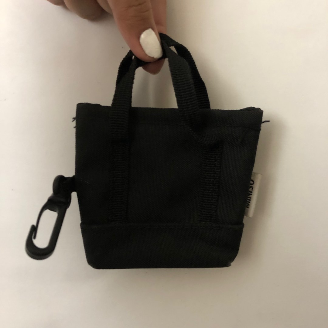 Miniso Mini Bag Coin Purse, Women's Fashion, Bags & Wallets, Purses ...