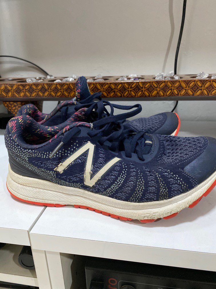NB, Fesyen Wanita, Sepatu di Carousell