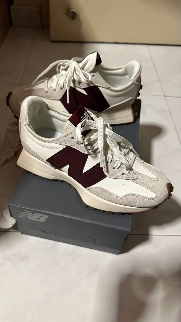 New balance, Women's Fashion, Footwear, Sneakers on Carousell
