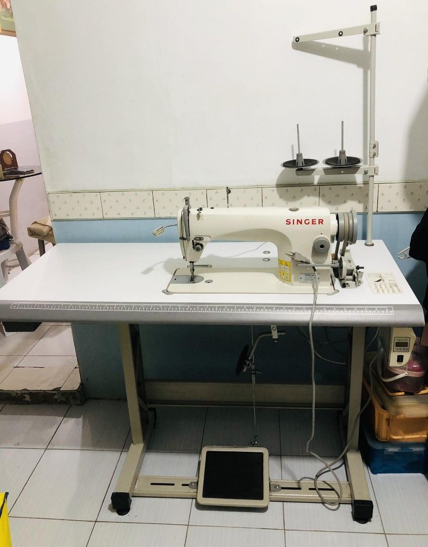 Original Singer Sewing machine high speed, TV & Home Appliances, Other ...