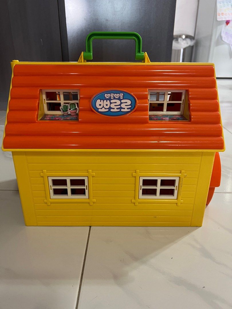 Pororo and Friends Toy House, Hobbies & Toys, Toys & Games on Carousell