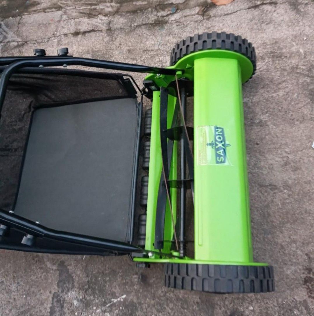 Saxon 40cm Push Cylinder Hand Lawn Mower, Furniture & Home Living ...